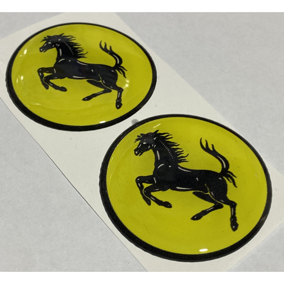 Ferrari Logo Damla Etiket Sticker Sarı